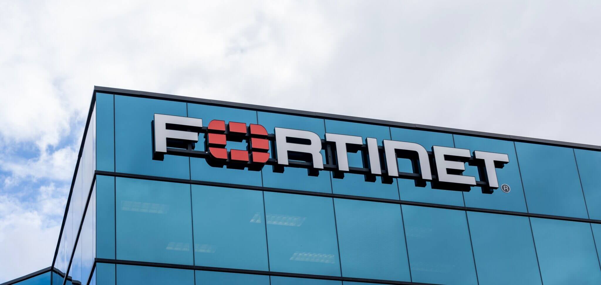 Fortinet abre su primer centro de datos en España